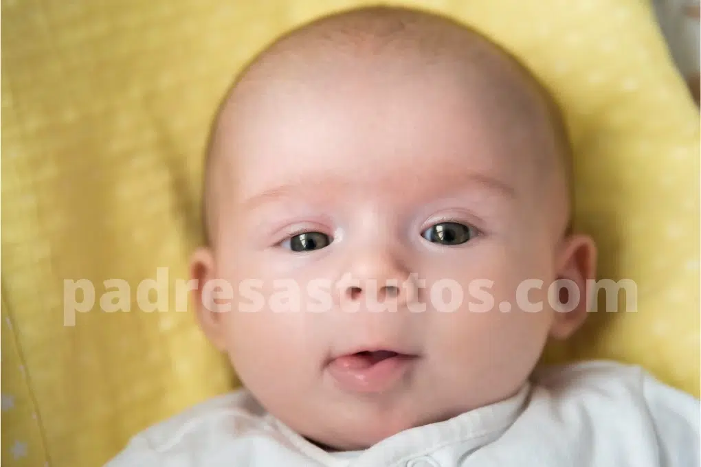 Razones impactantes de las miradas de los bebés - Padres Astutos